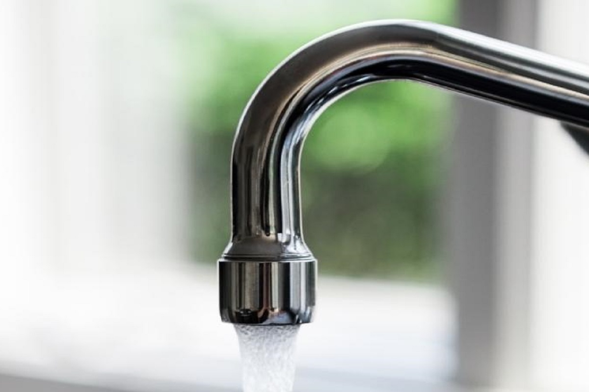 3 Kitchen Faucets That Can Save You Money - UnclogADrain.com